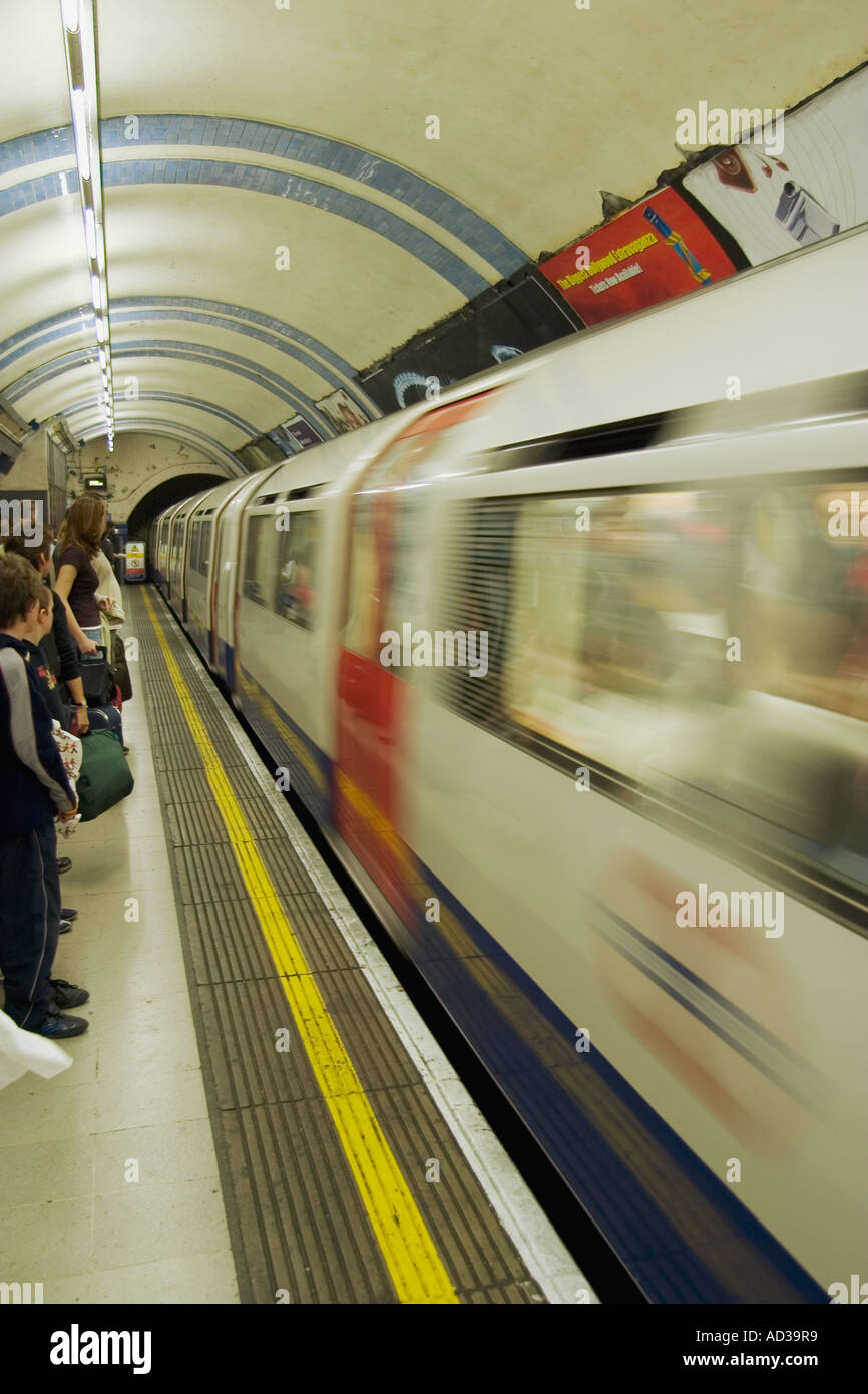 Speeding underground train london Stock Photo - Alamy