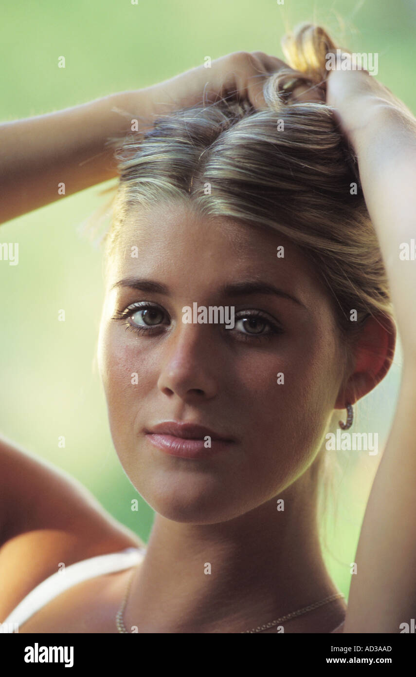 Woman face portrait outside hi-res stock photography and images - Alamy