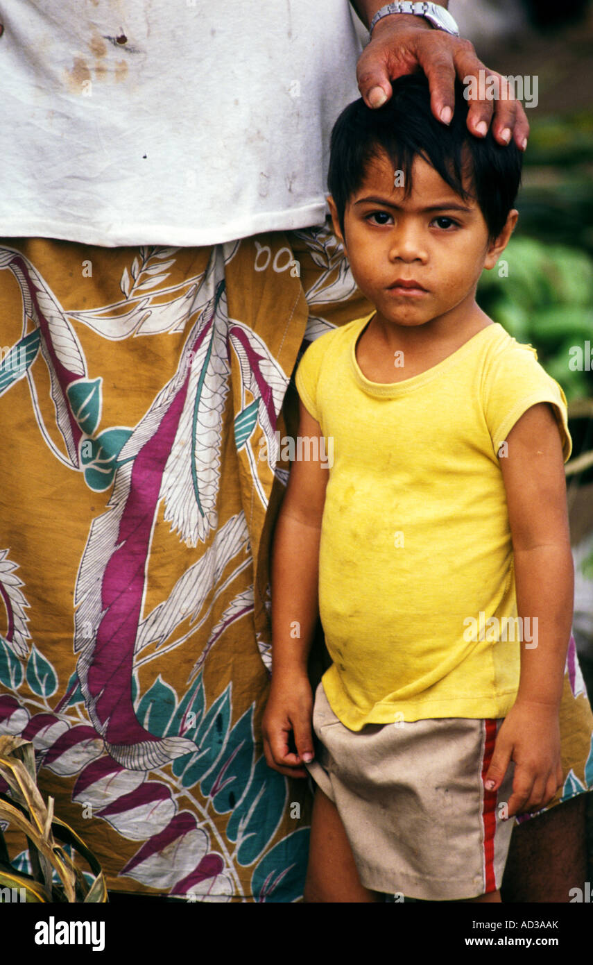 Samoan family hi-res stock photography and images - Alamy