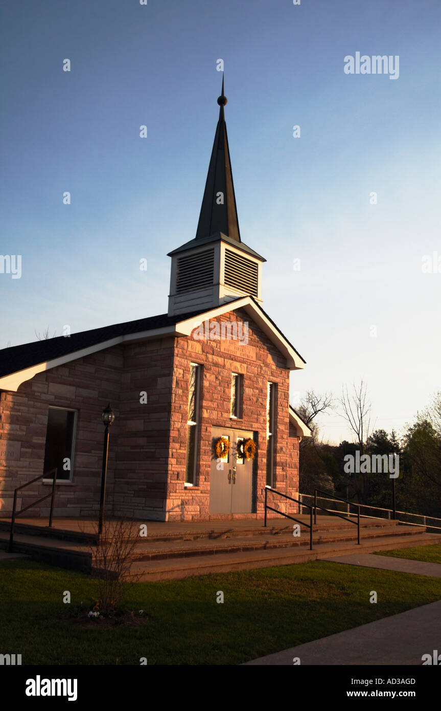 Small country church hi-res stock photography and images - Alamy