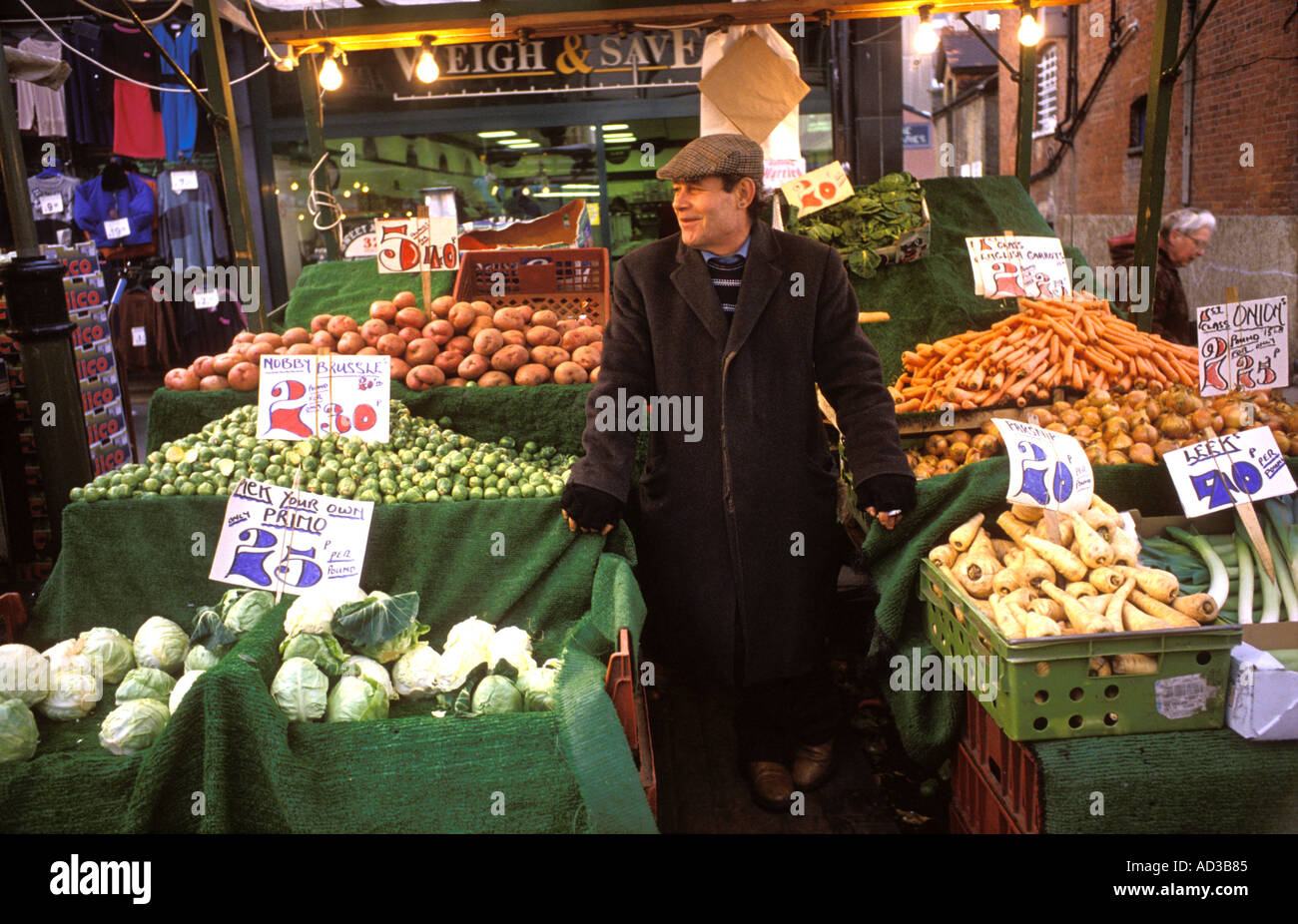 Local vegetable stall in Croydon South London Stock Photo - Alamy