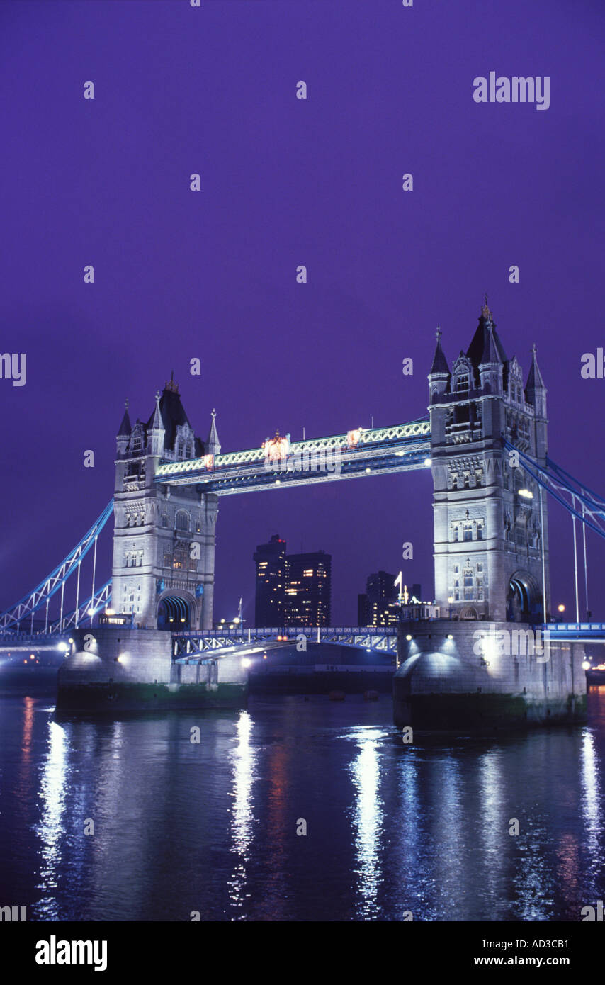 London Bridge at night London England Stock Photo - Alamy