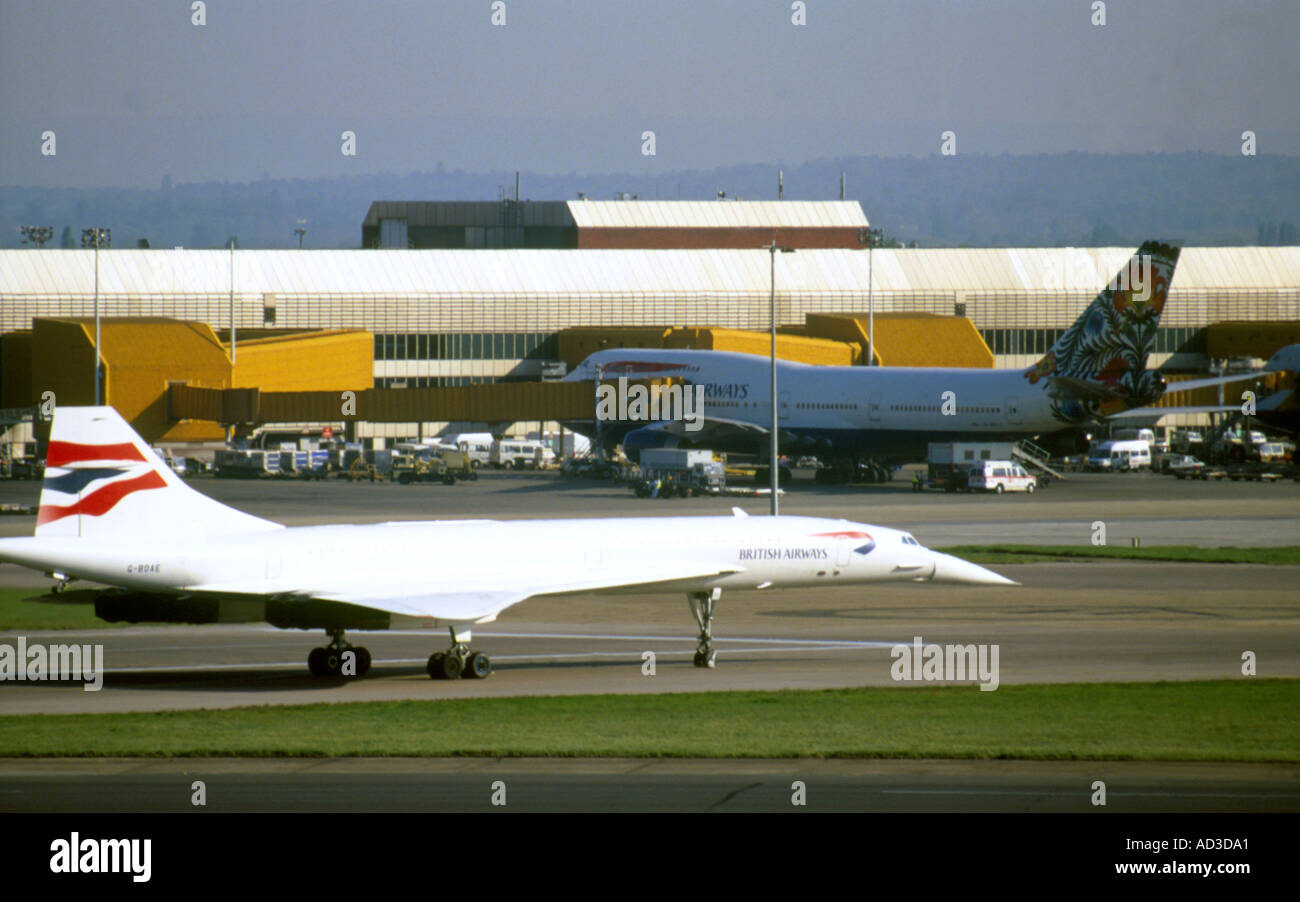 View of BAe Concorde taxiing at London Heathrow Airport with Boeing 747 ...
