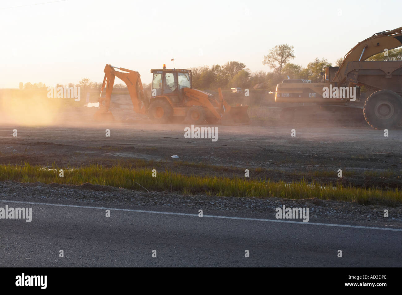 Construction workers stopped work hi-res stock photography and images ...
