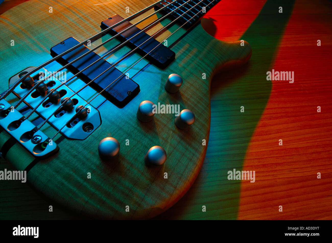 Electric bass guitar Stock Photo - Alamy
