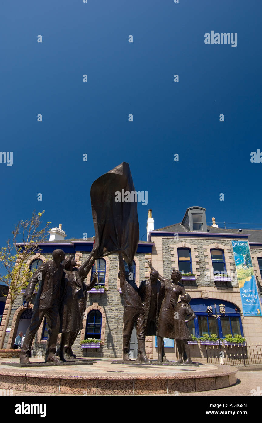 Liberation statue helier hi-res stock photography and images - Alamy