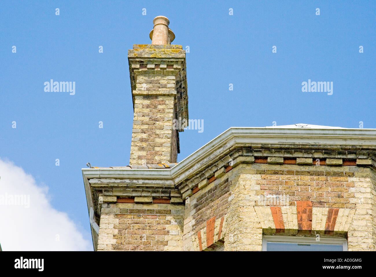 Corbelling used on brick gable hi-res stock photography and images - Alamy