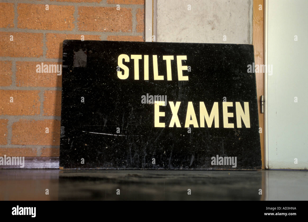 Sign to be quiet for examination Stock Photo - Alamy
