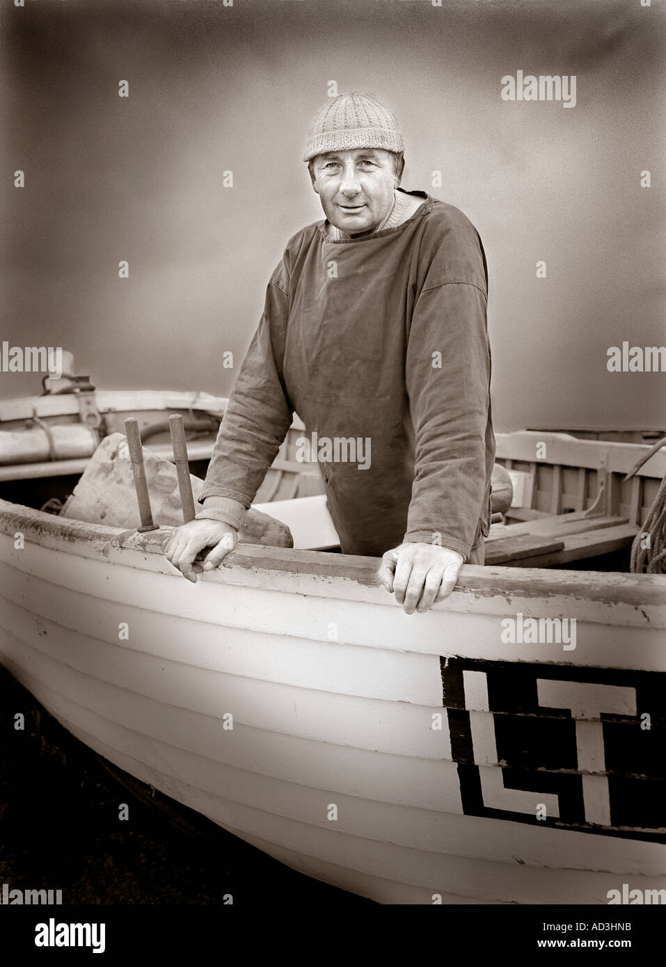 Old man fisherman portrait hi-res stock photography and images - Alamy