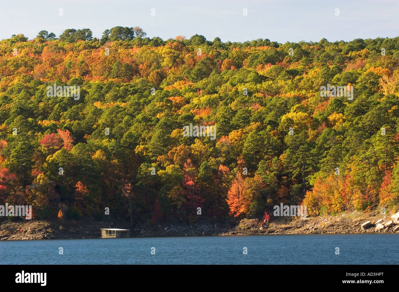 The October autumn colors of Greers Ferry Lake in the Ozark Mountains ...