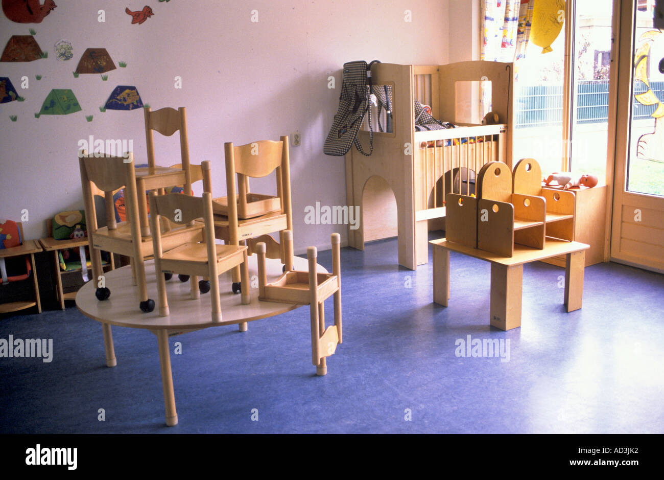 Interior daycare center hi-res stock photography and images - Alamy