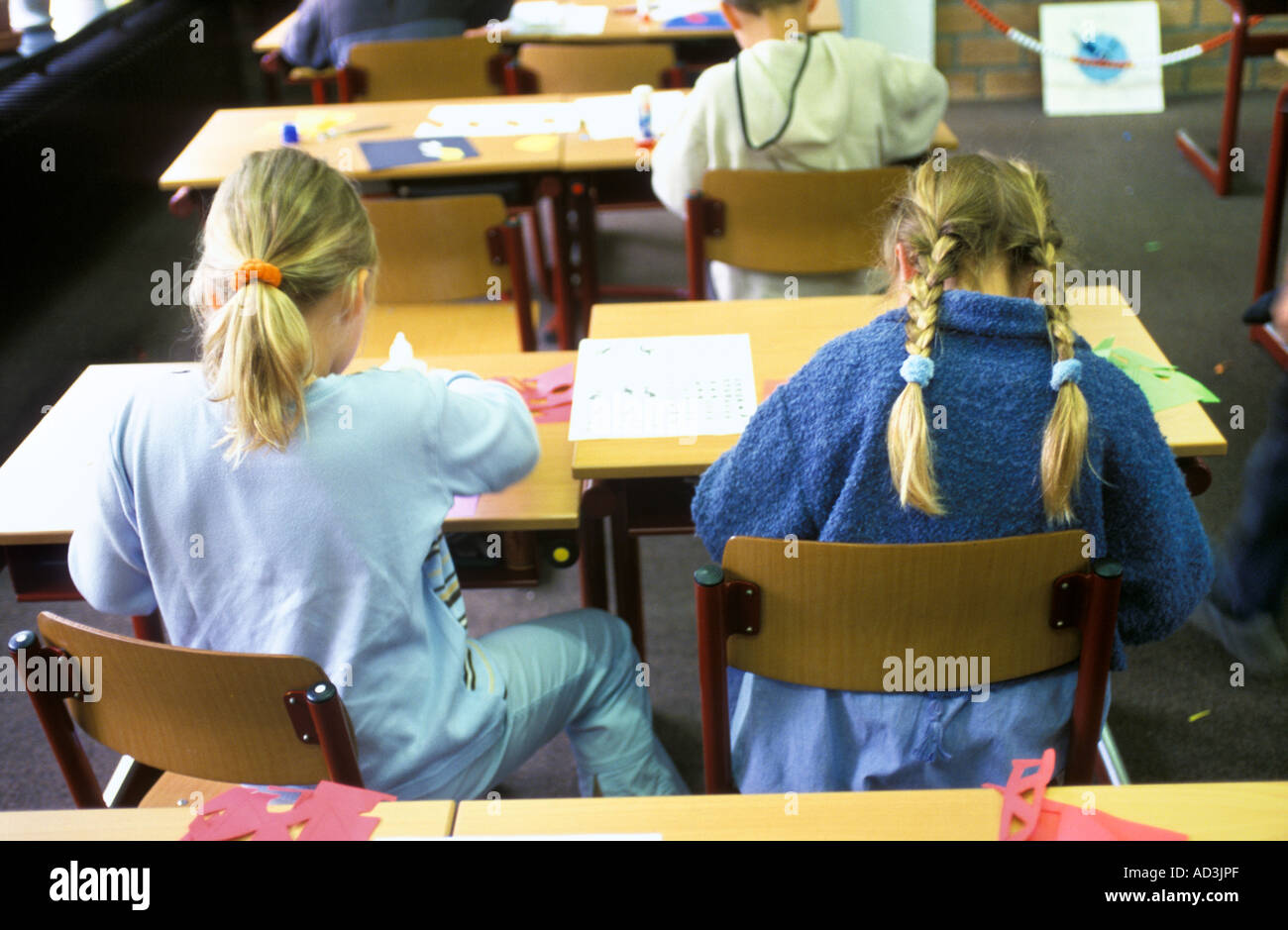 Child in classroom Stock Photo - Alamy
