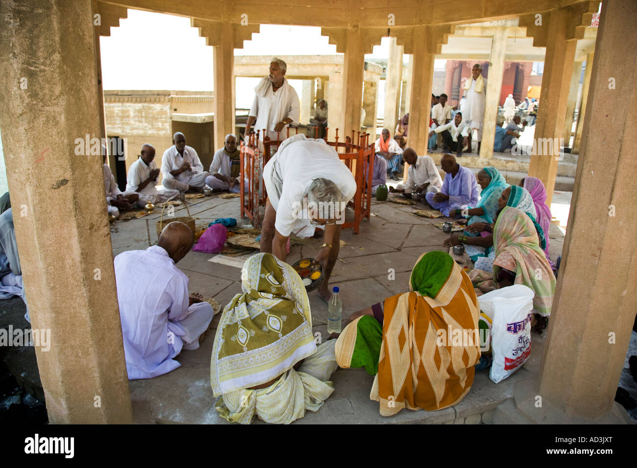 Religious ceremony in Varanasi Stock Photo - Alamy
