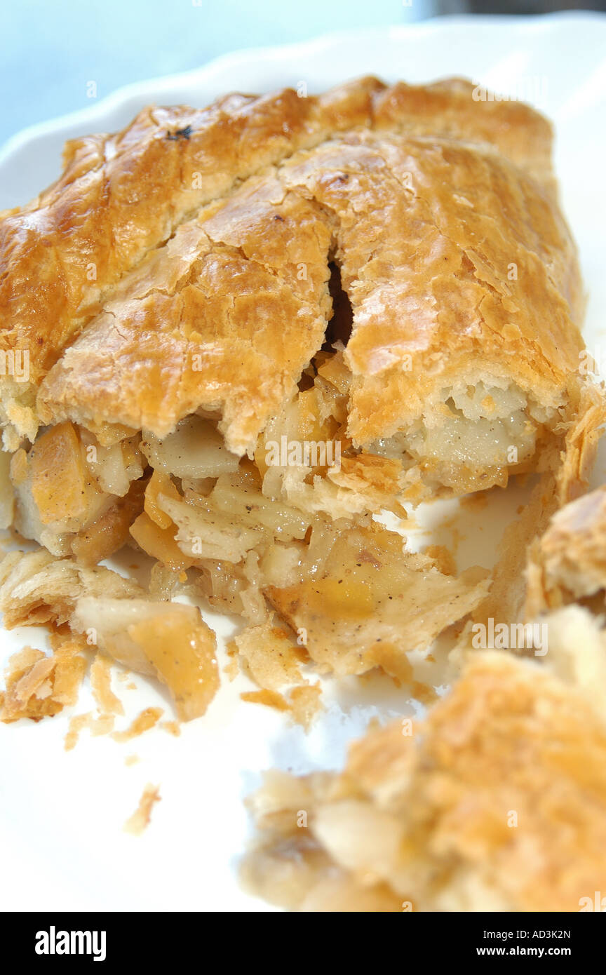 Traditional Cornish Pasty Stock Photo - Alamy Traditional Cornish Pasty Stock Photo - Alamy