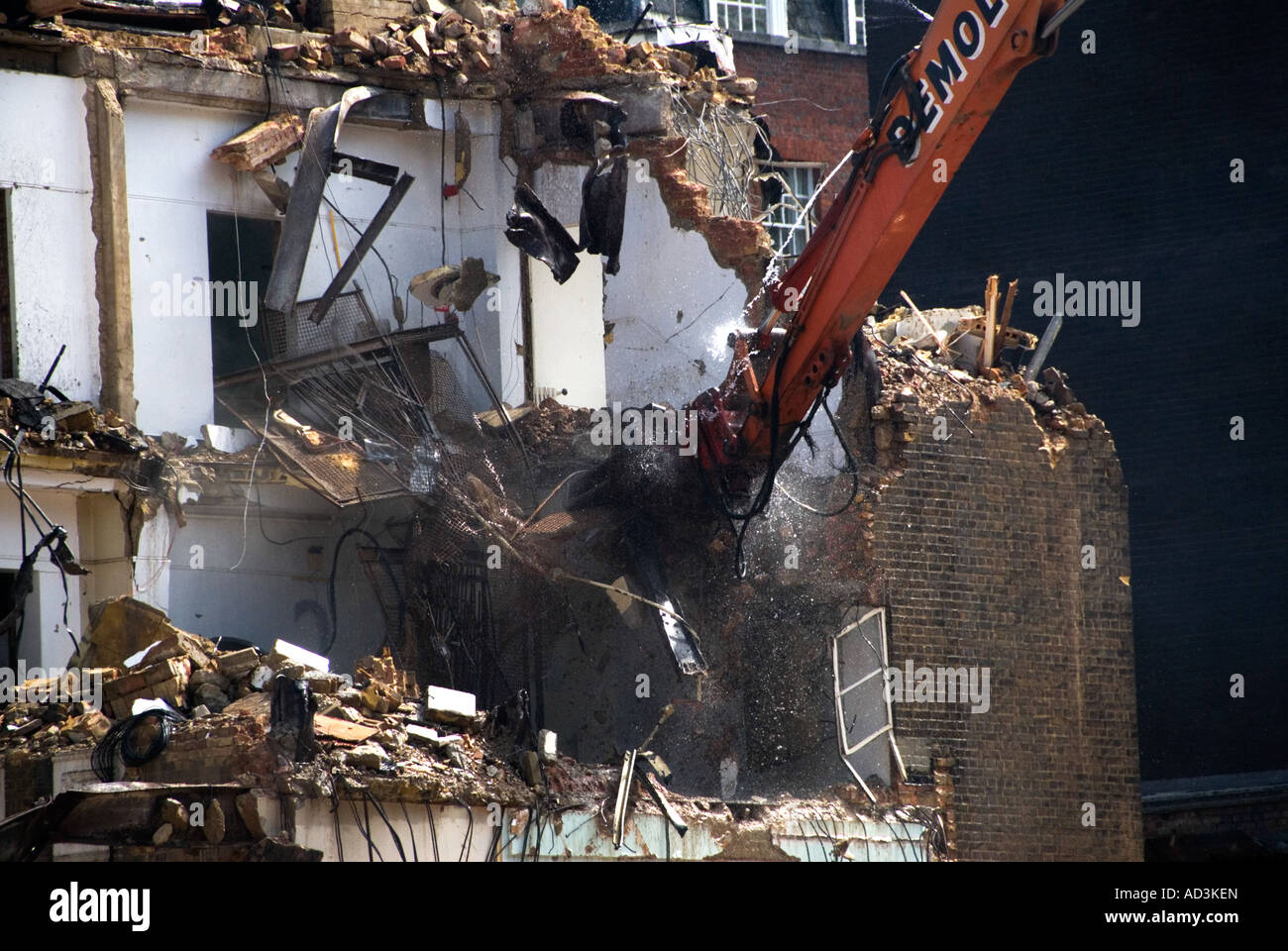 Demolition water spray hi-res stock photography and images - Alamy