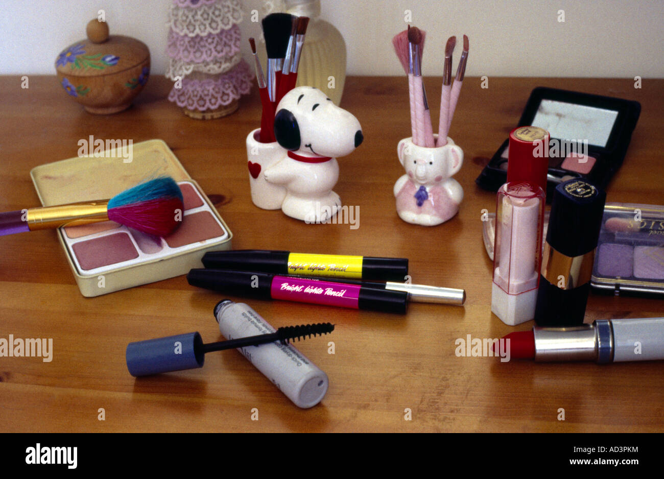 Make up on Teenagers Dressing Table Stock Photo - Alamy