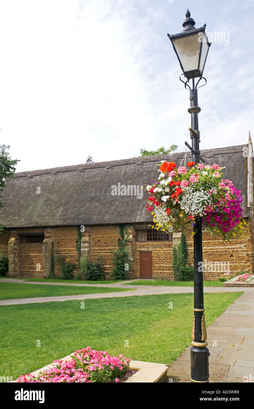 Thatched Tithe Barn Wellingborough Northamptonshire England Stock Photo ...