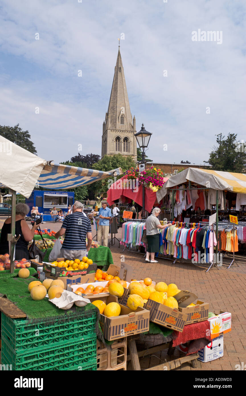 Market wellingborough northamptonshire hi-res stock photography and ...