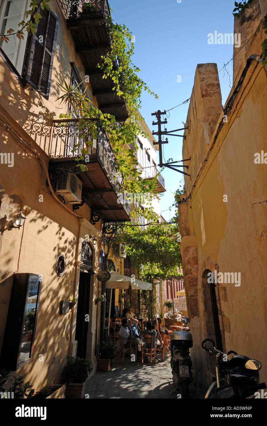 Old cretan streets hi-res stock photography and images - Alamy