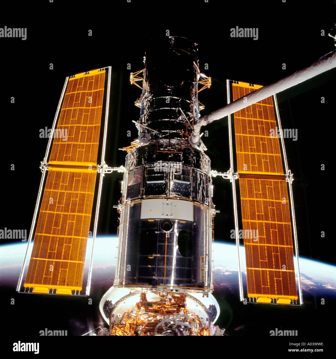 Robotic telescope hi-res stock photography and images - Alamy