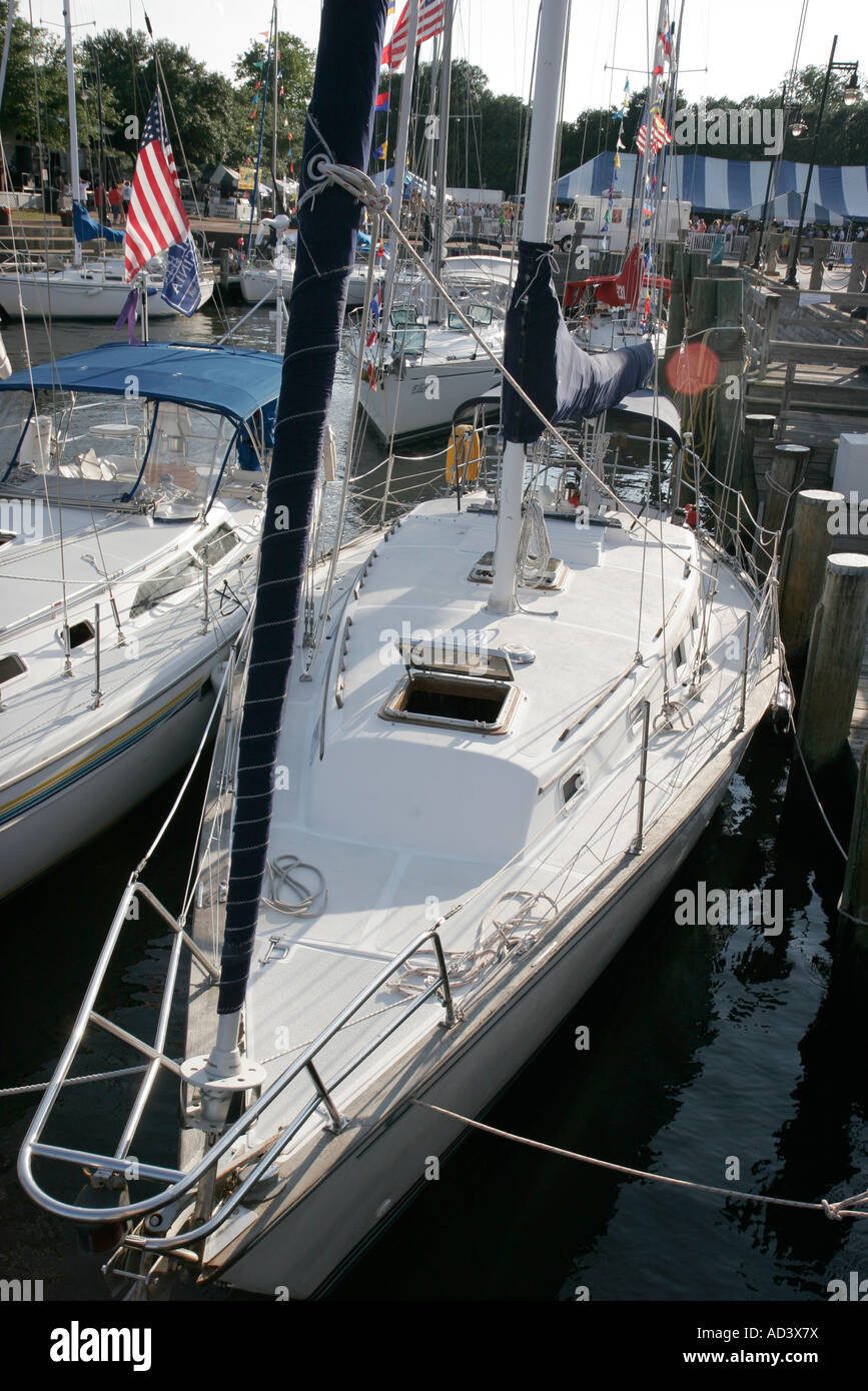 Portsmouth Virginia,Elizabeth River water,North Ferry Landing,Cock ...