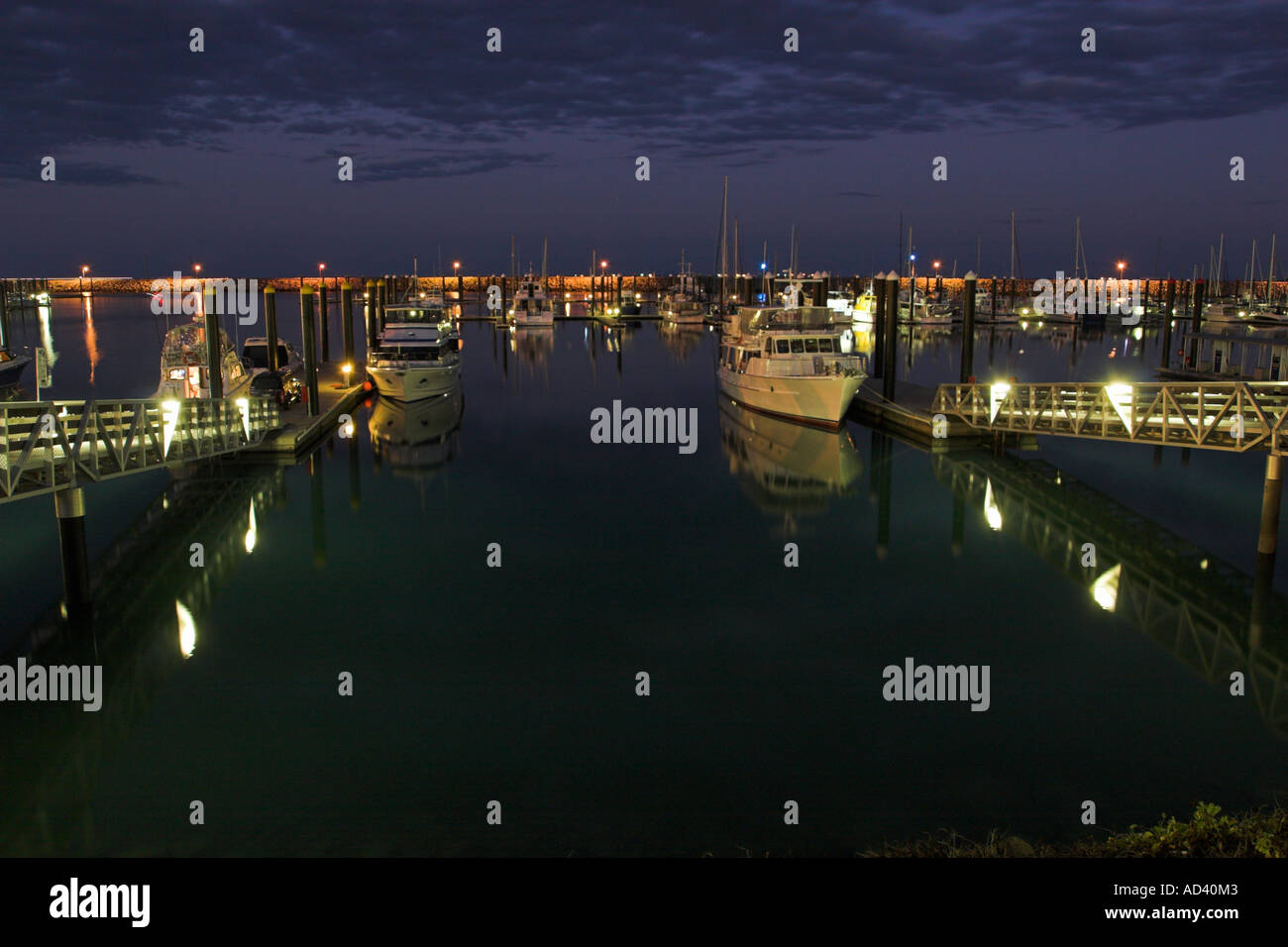 Mackay marina hi-res stock photography and images - Alamy