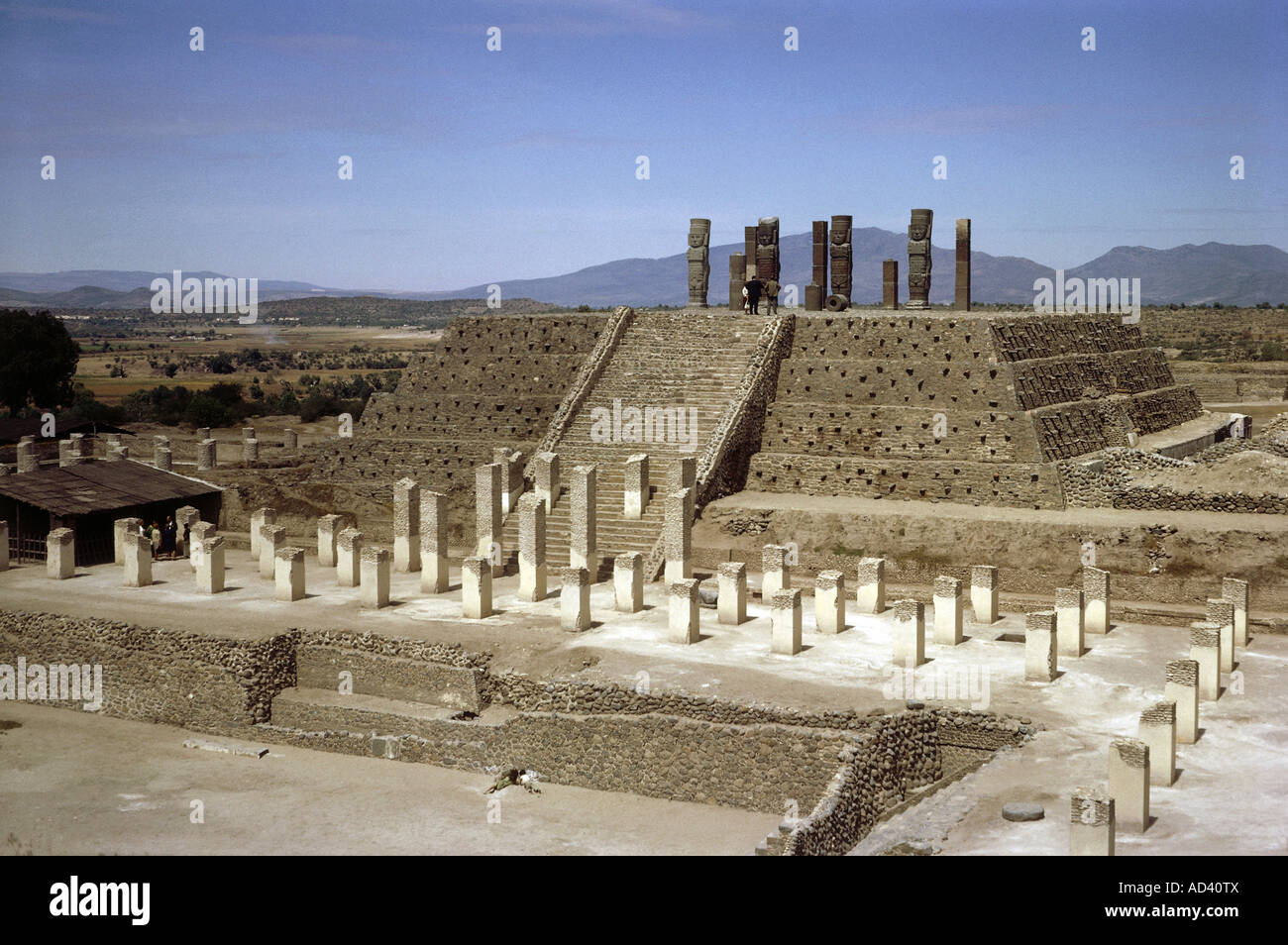 Toltec temple hi-res stock photography and images - Alamy