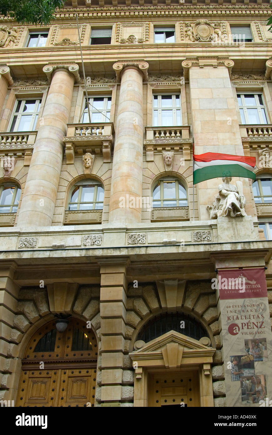 Magyar nemzeti bank hi-res stock photography and images - Alamy