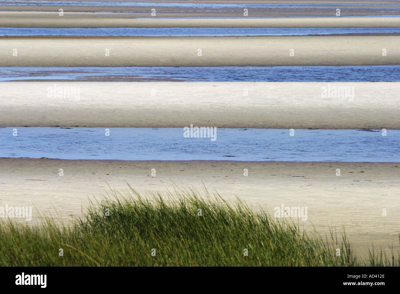 Tide pools on sand hi-res stock photography and images - Alamy