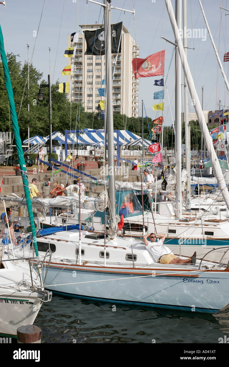 Portsmouth Virginia,Elizabeth River water,North Ferry Landing,Cock ...