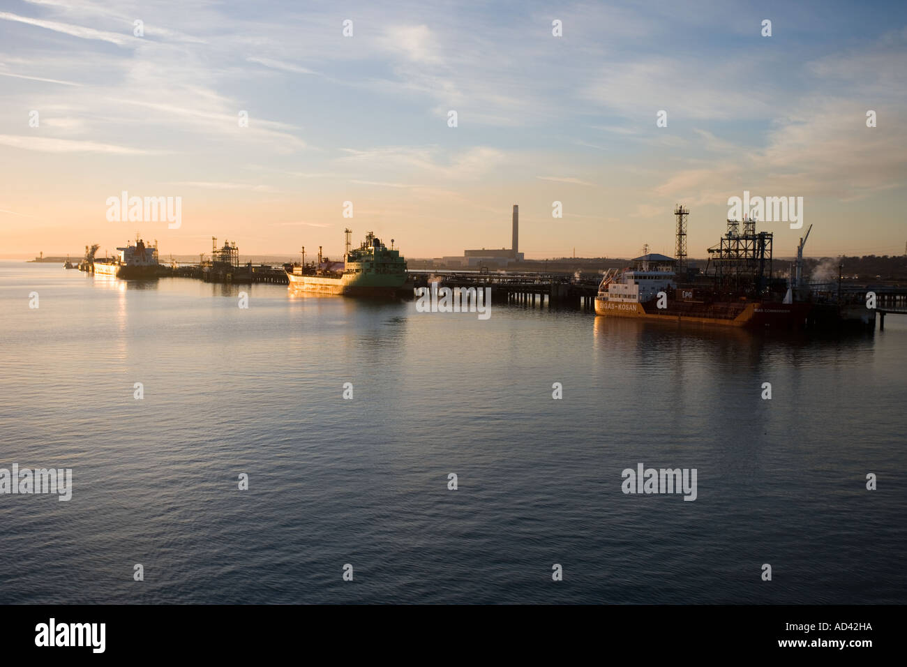 Tankers loading & unloading Stock Photo - Alamy