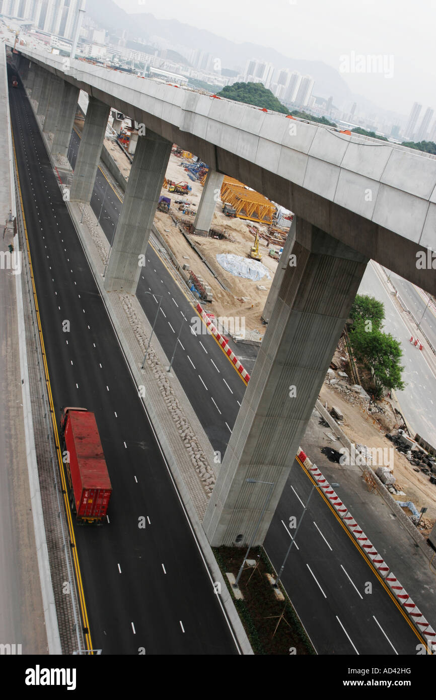 Elevated highway construction hong Kong Stock Photo - Alamy