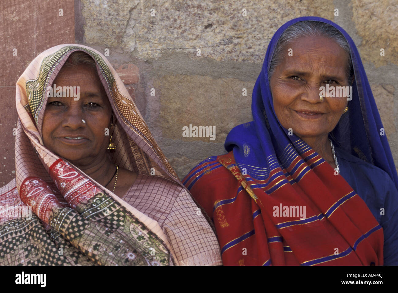 The Women of the Family of Ashok Kumar at Koutab Minar, Delhi, India ...