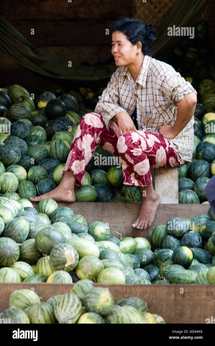 Selling melons hi-res stock photography and images - Alamy
