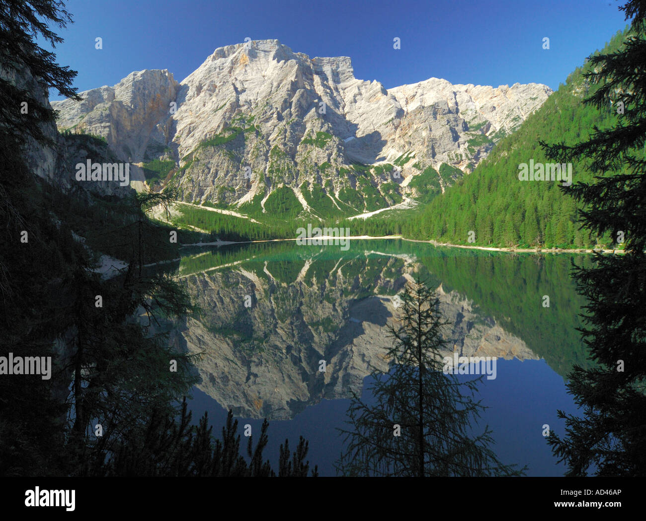 Pragser Wildsee Lago di Braies, Seekofel Croda di Brecco, Pustertal ...