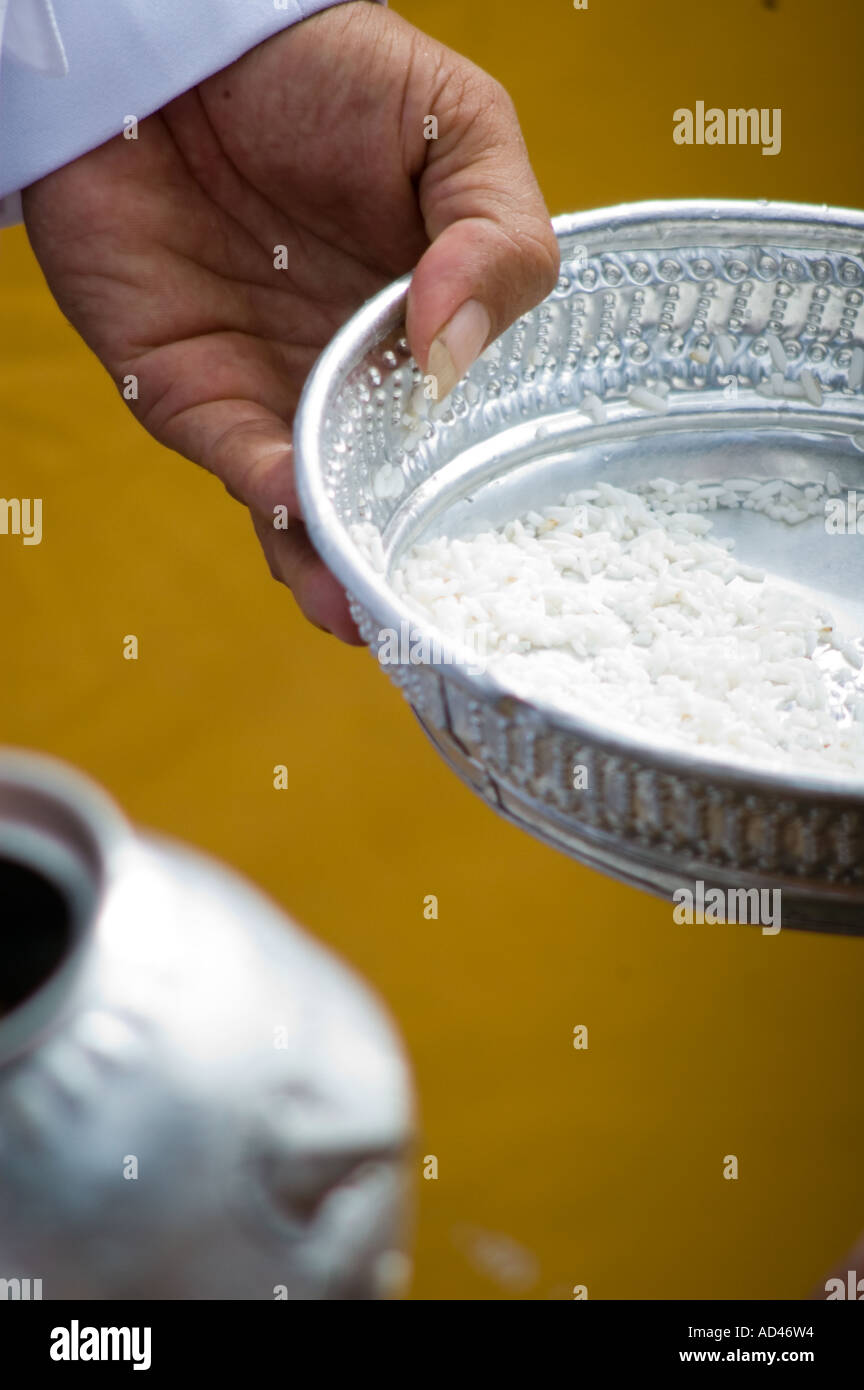 Rice offering bowl hi-res stock photography and images - Alamy