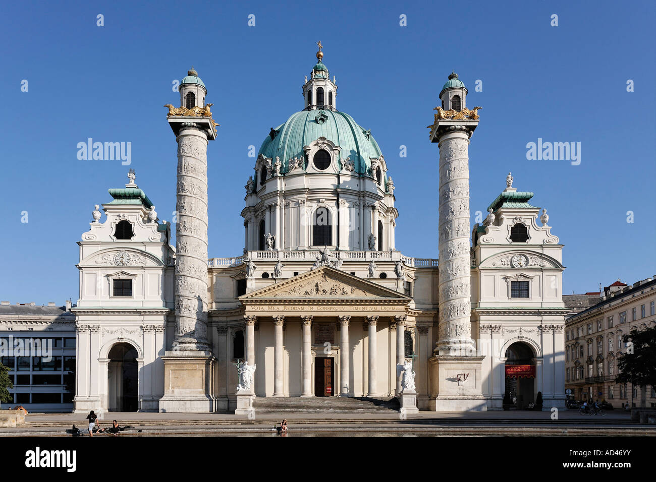 Wiener karlskirche hi-res stock photography and images - Alamy