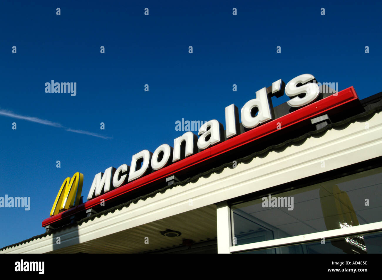 McDonald's restaurant, England, UK Stock Photo - Alamy McDonald's restaurant, England, UK Stock Photo - Alamy