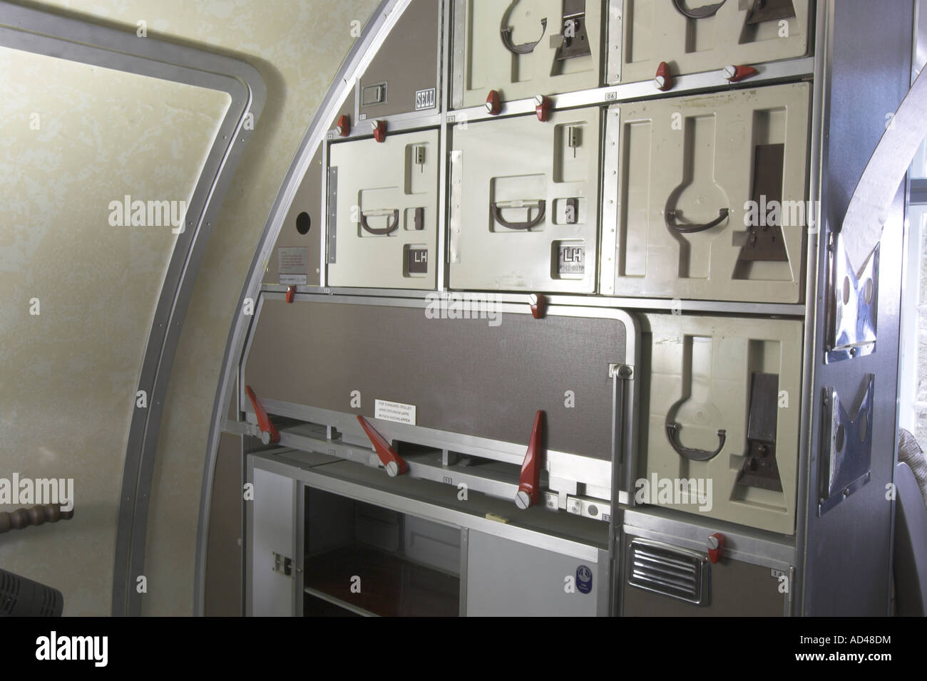 Boeing 727 interior hi-res stock photography and images - Alamy