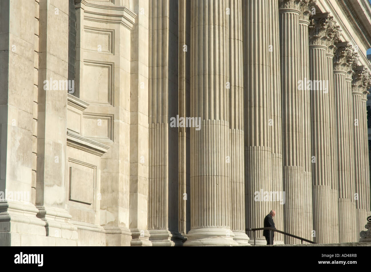 Tall columns at the entrance to St Paul's Cathedral, London, UK Stock ...