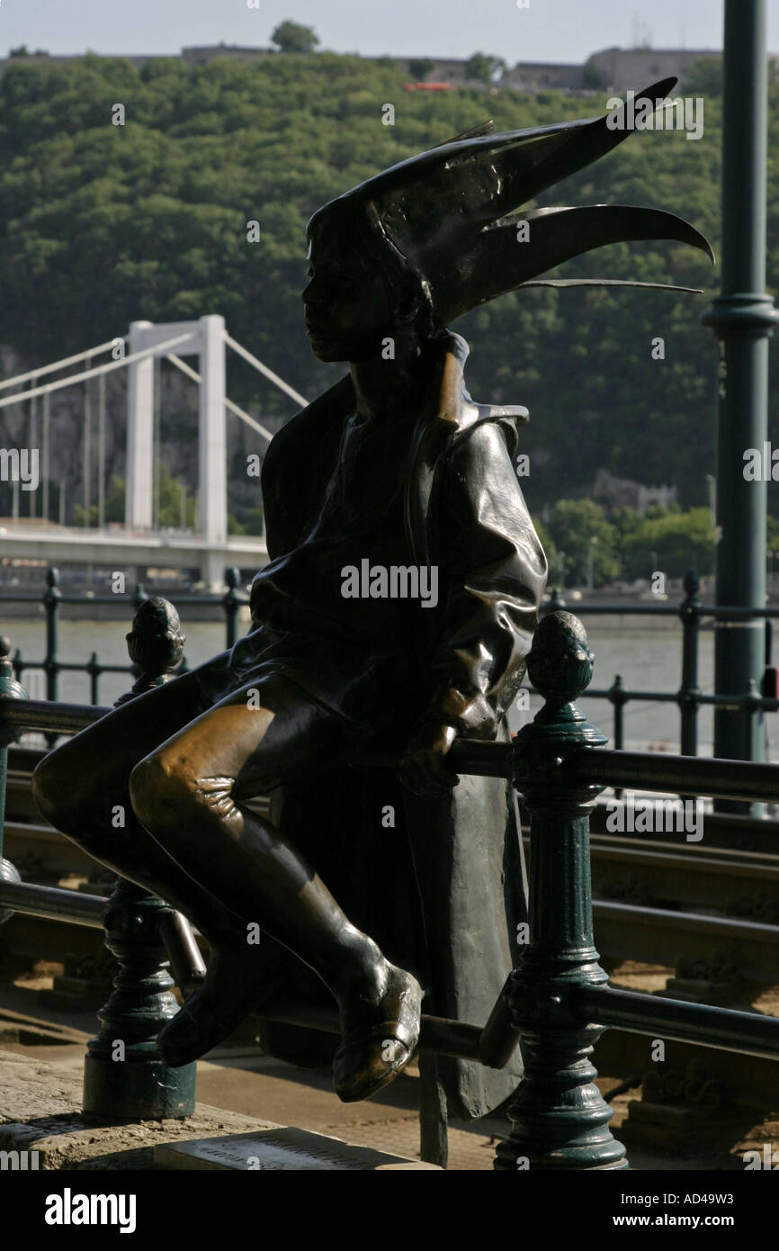 The Little Princess Statue in Budapest Stock Photo - Alamy