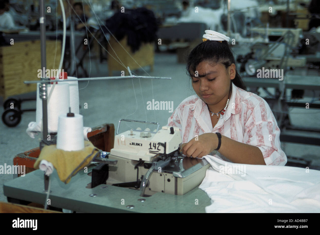 HONDURAS TEXTILE MAQUILA FACTORY WOMAN WORKER SAN PEDRO SULA Stock ...