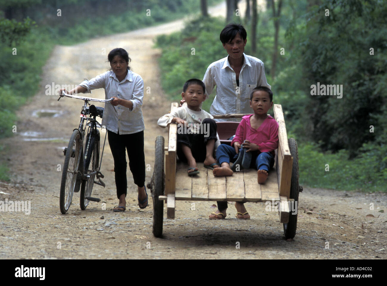 CHINA RURAL FAMILY WITH TWO CHILDREN AN EXCEPTION UNDER CHINA S STRICT ...
