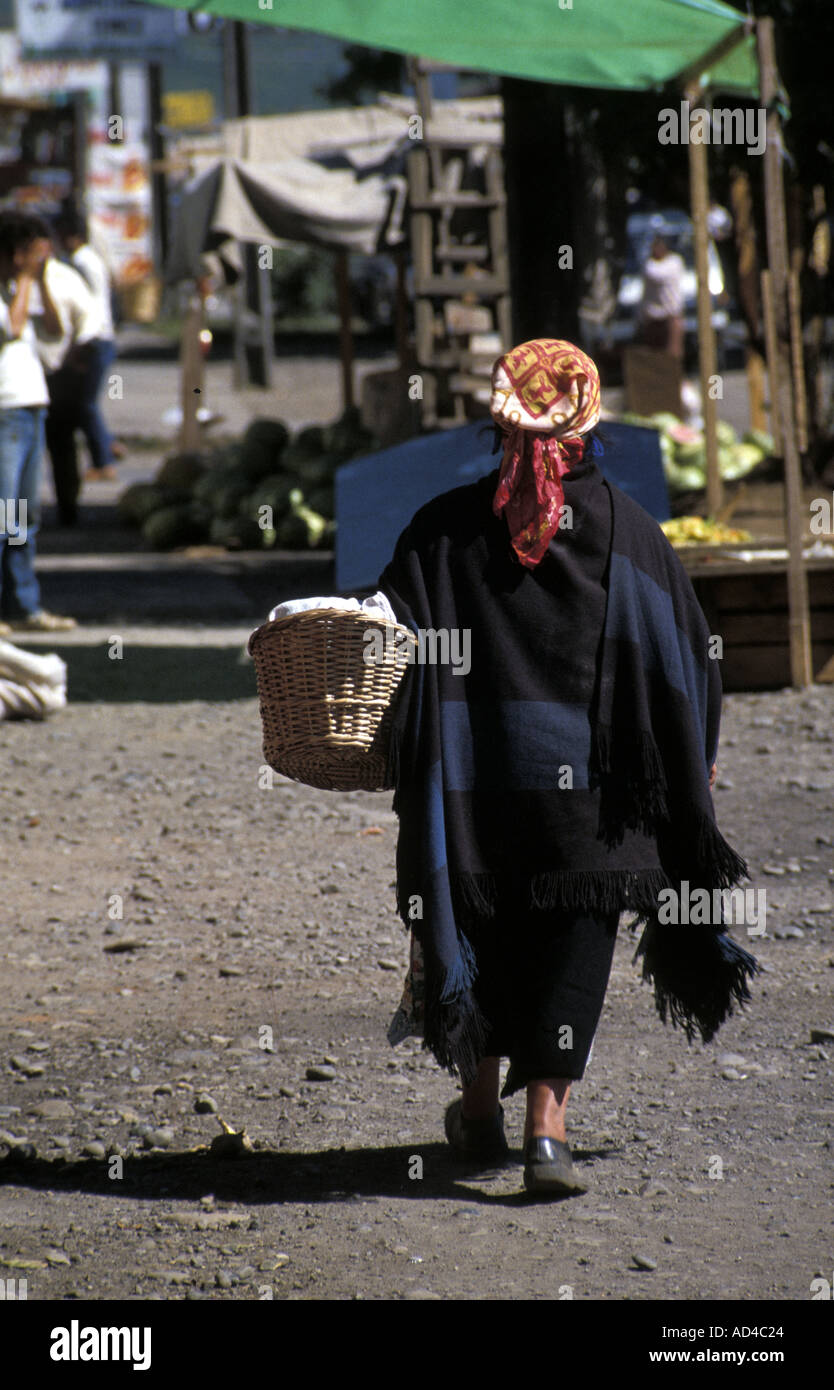 CHILE NATIVE MAPUCHE WOMAN TEMUCO SOUTHERN CHILE Stock Photo - Alamy