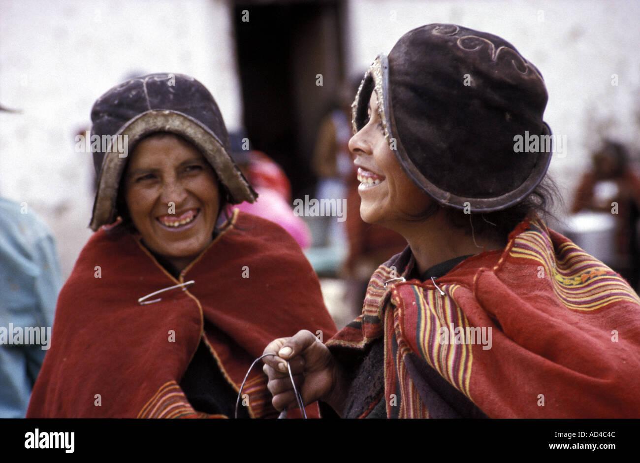 BOLIVIA NATIVE QUECHUA WOMEN IN THE MARKET TOWN OF TARABUCO NEAR SUCRE ...