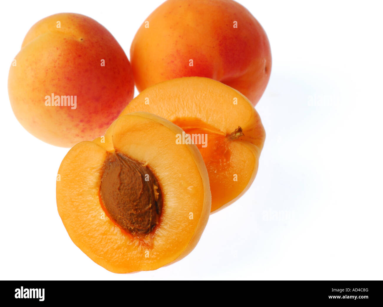 Apricot cores hi-res stock photography and images - Alamy