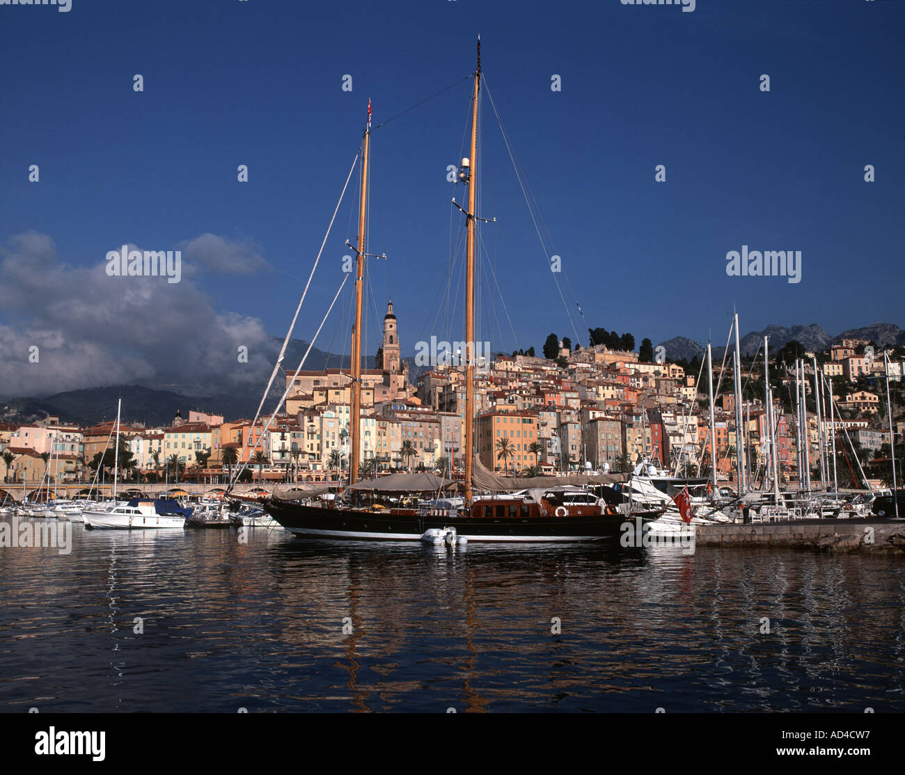 Facing the vieux port hi-res stock photography and images - Alamy