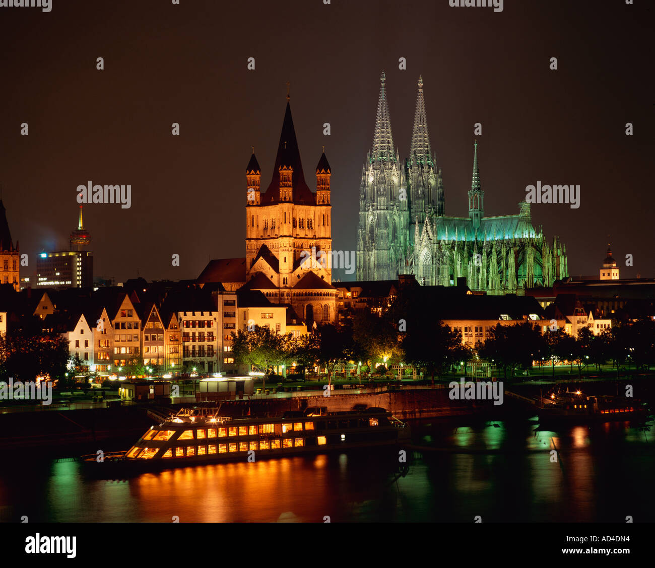 Skyline and River Rhine Cologne North Rhine Westfalia Germany Stock ...