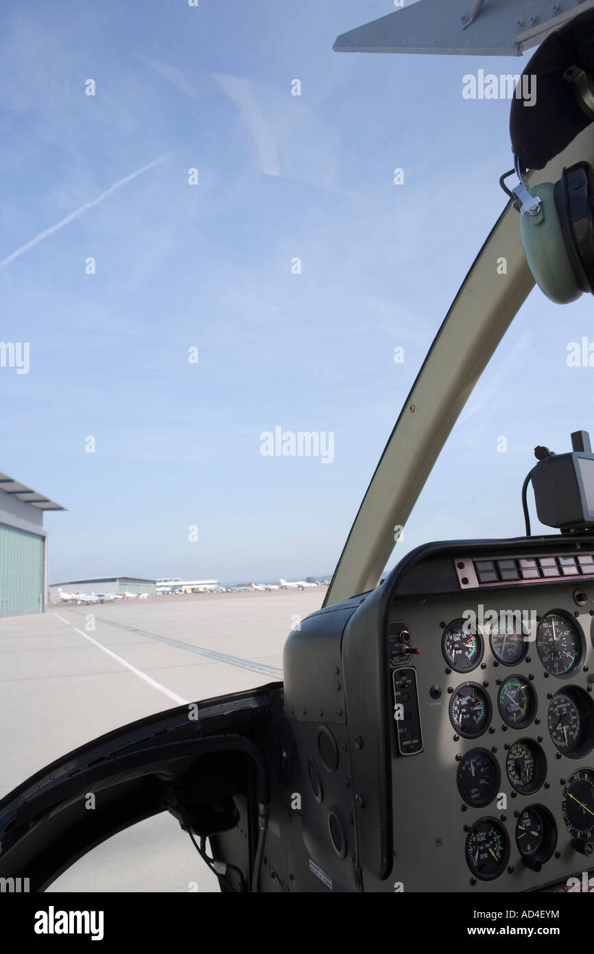 Helicopter cockpit hi-res stock photography and images - Alamy