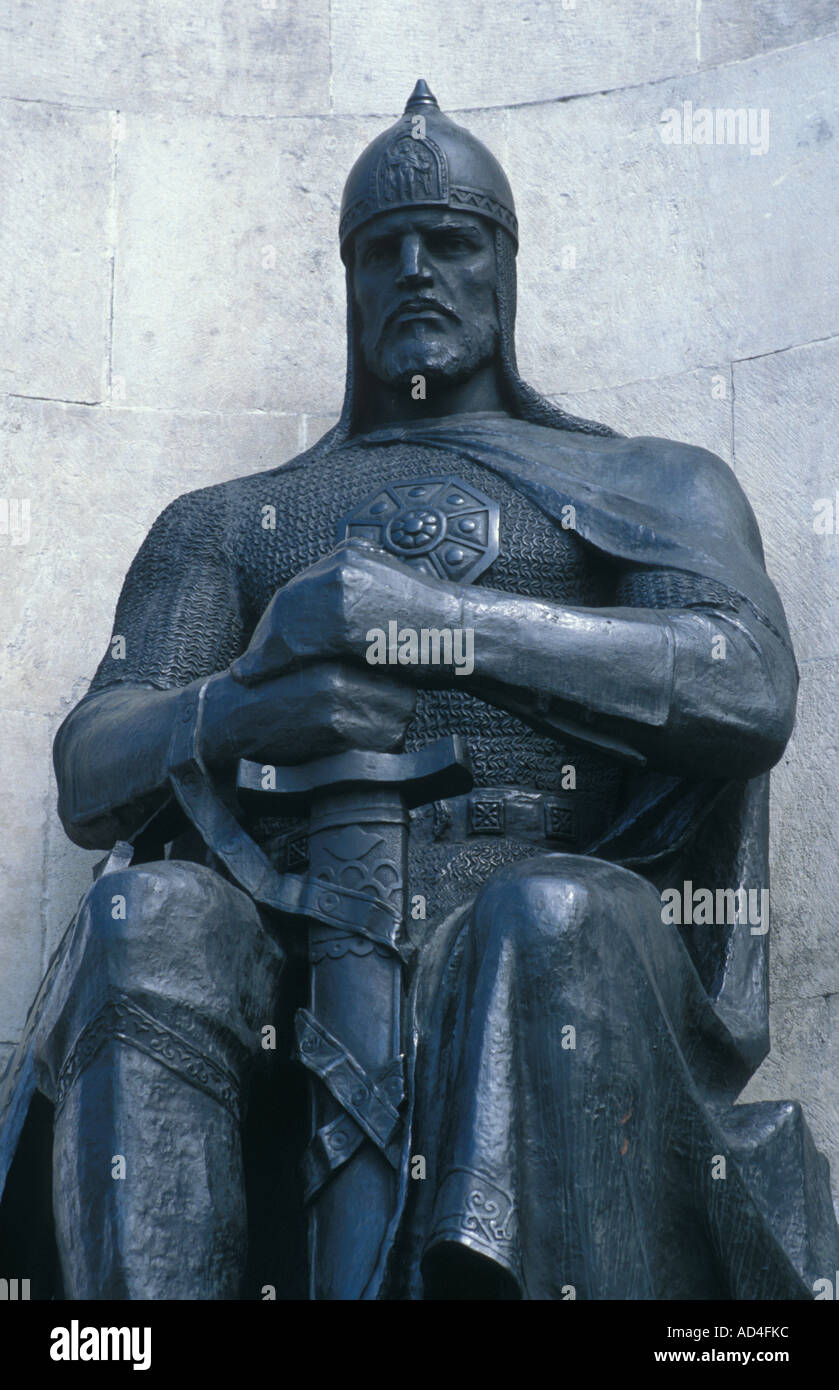 Statue of Grand Prince Vladimir Vladimir Russia Stock Photo - Alamy